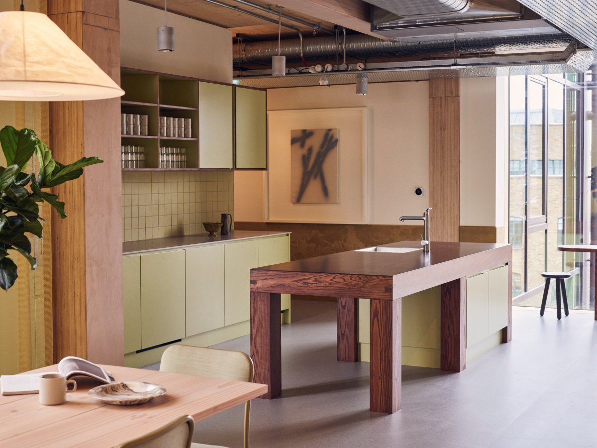 YinjiSpace - Daytrip Studio x TOG Shoreditch Office